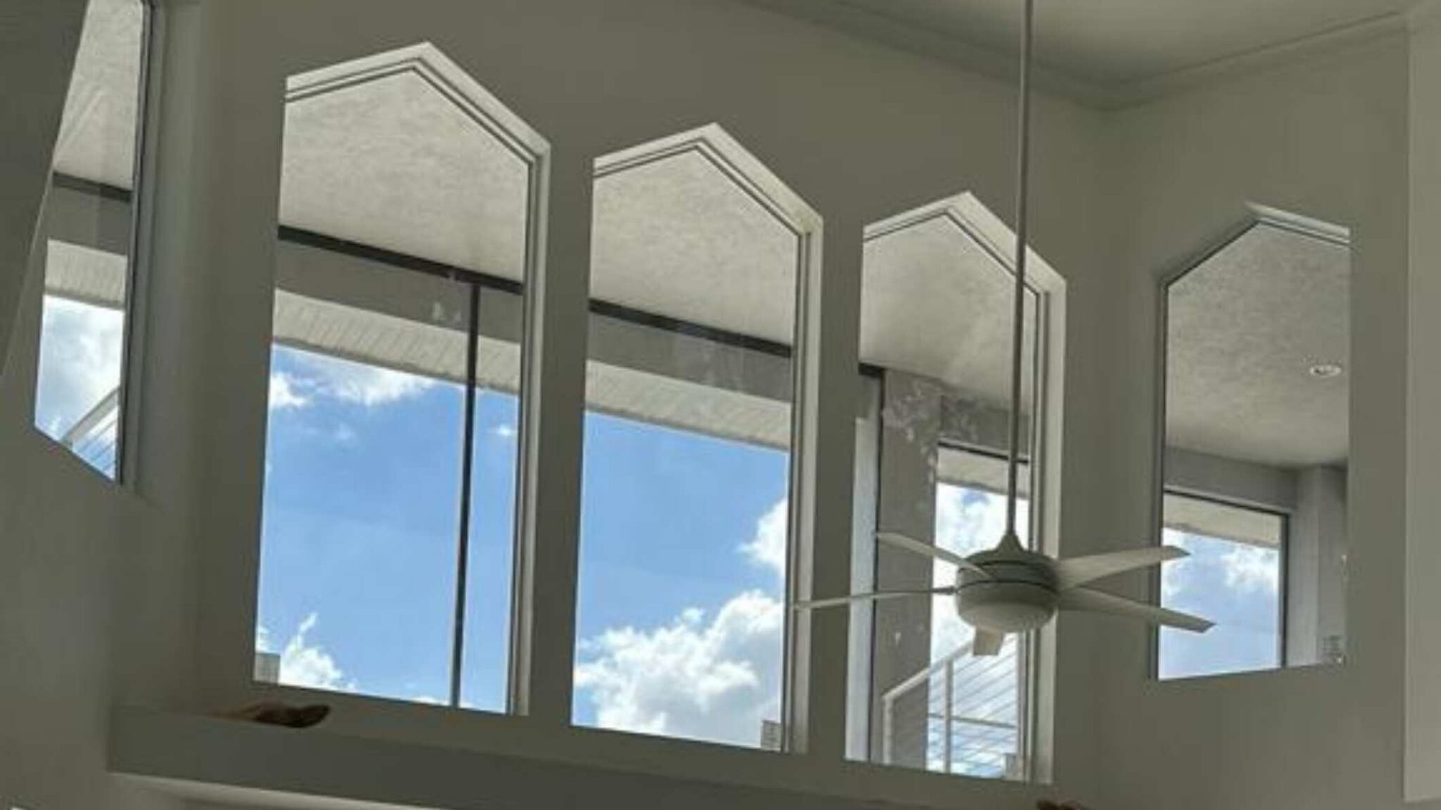 Casement vs Picture Windows: Which Is Best for Your Home? - Hurricane ...